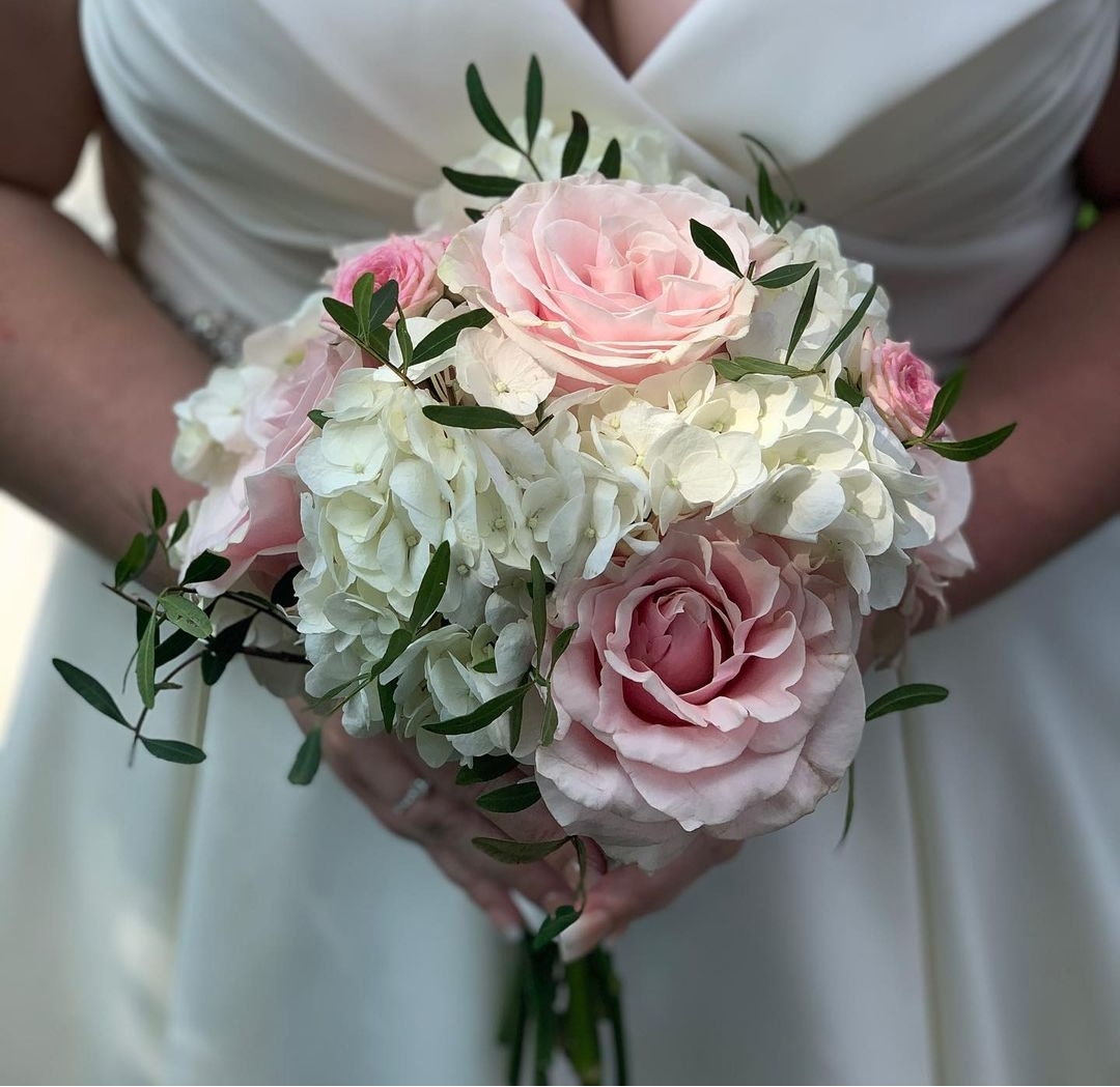 Wedding Flowers Liverpool, Merseyside, Bridal Florist, Booker Flowers ...